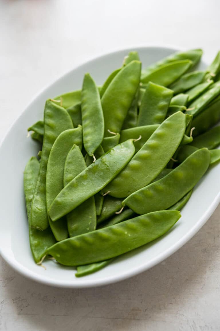 Snow Peas with Garlic & Ginger - Garlic & Zest