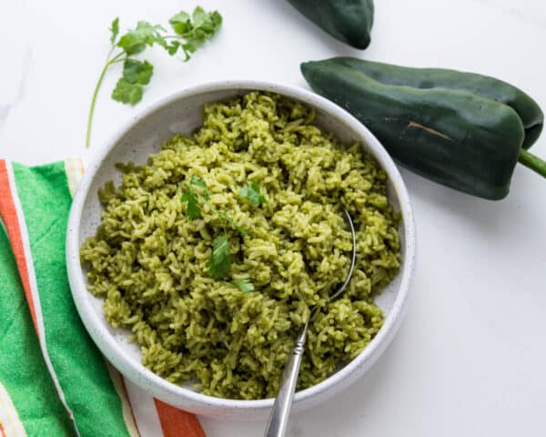 How To Make Green Rice (Arroz Verde) - Garlic & Zest