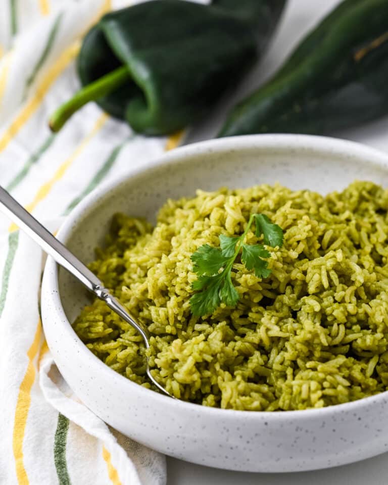 How To Make Green Rice (Arroz Verde) - Garlic & Zest