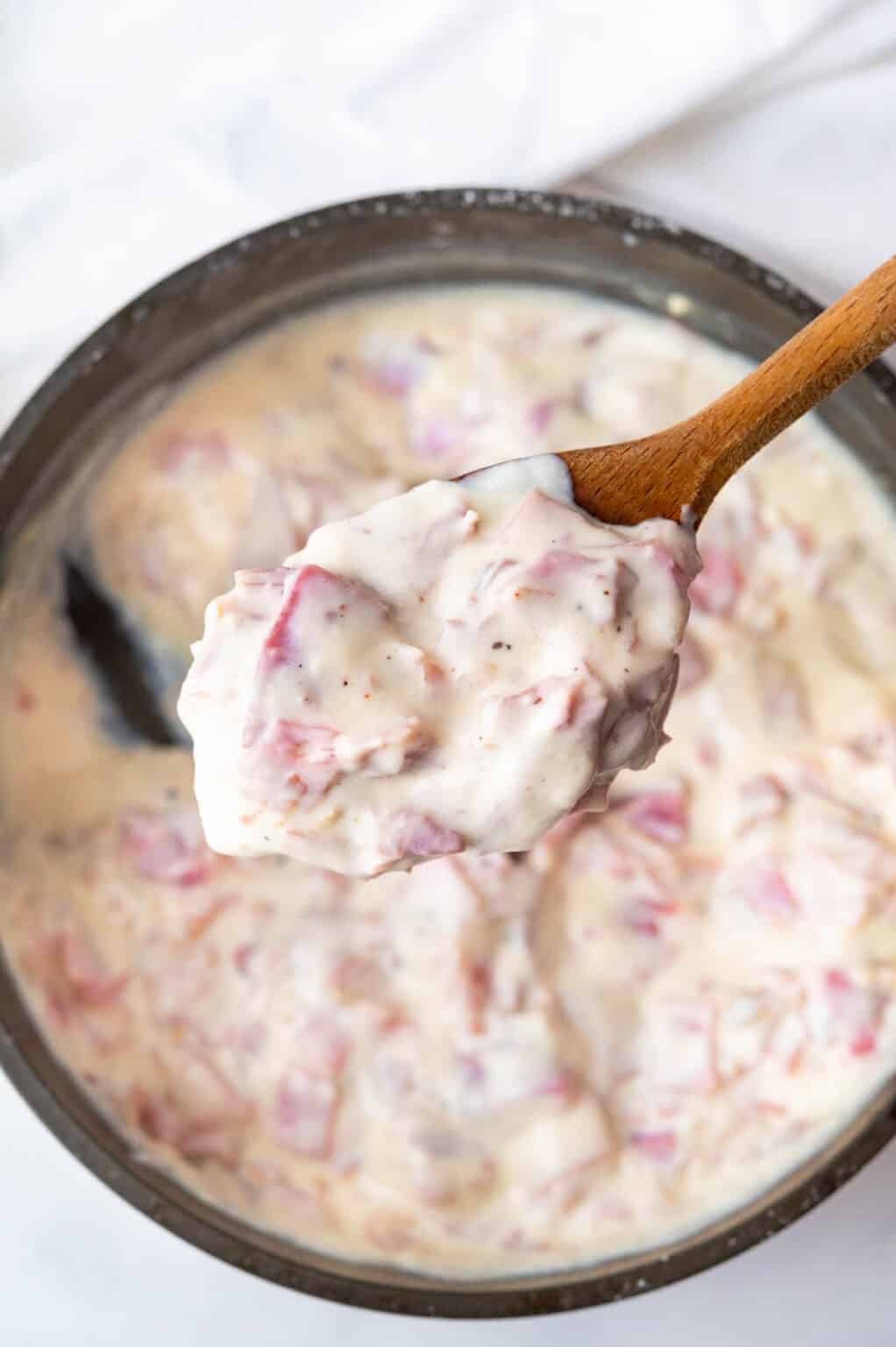 Classic Creamed Chipped Beef on Toast (S.O.S.) - Garlic & Zest